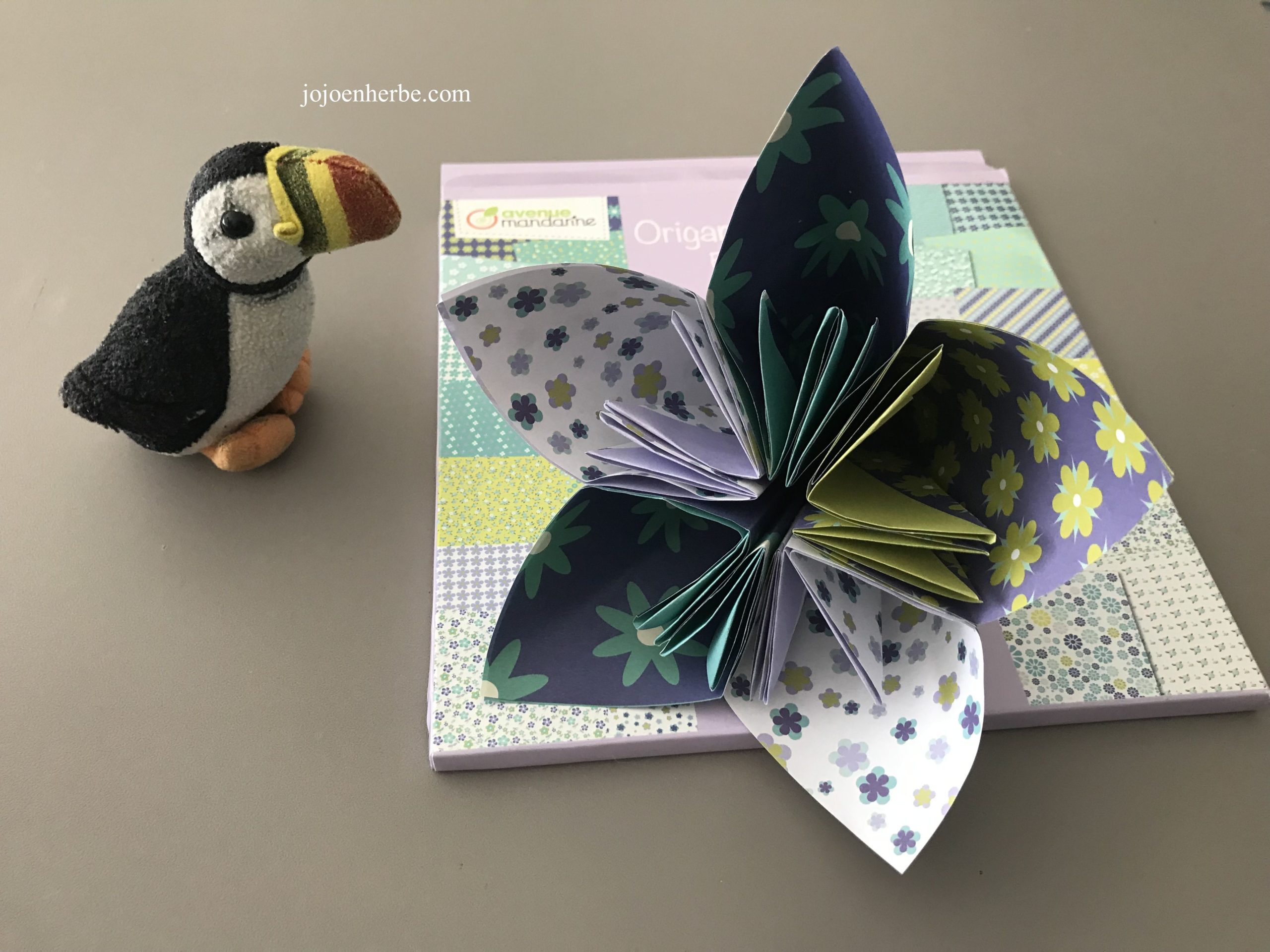 Fleur en origami – JOJO EN HERBE